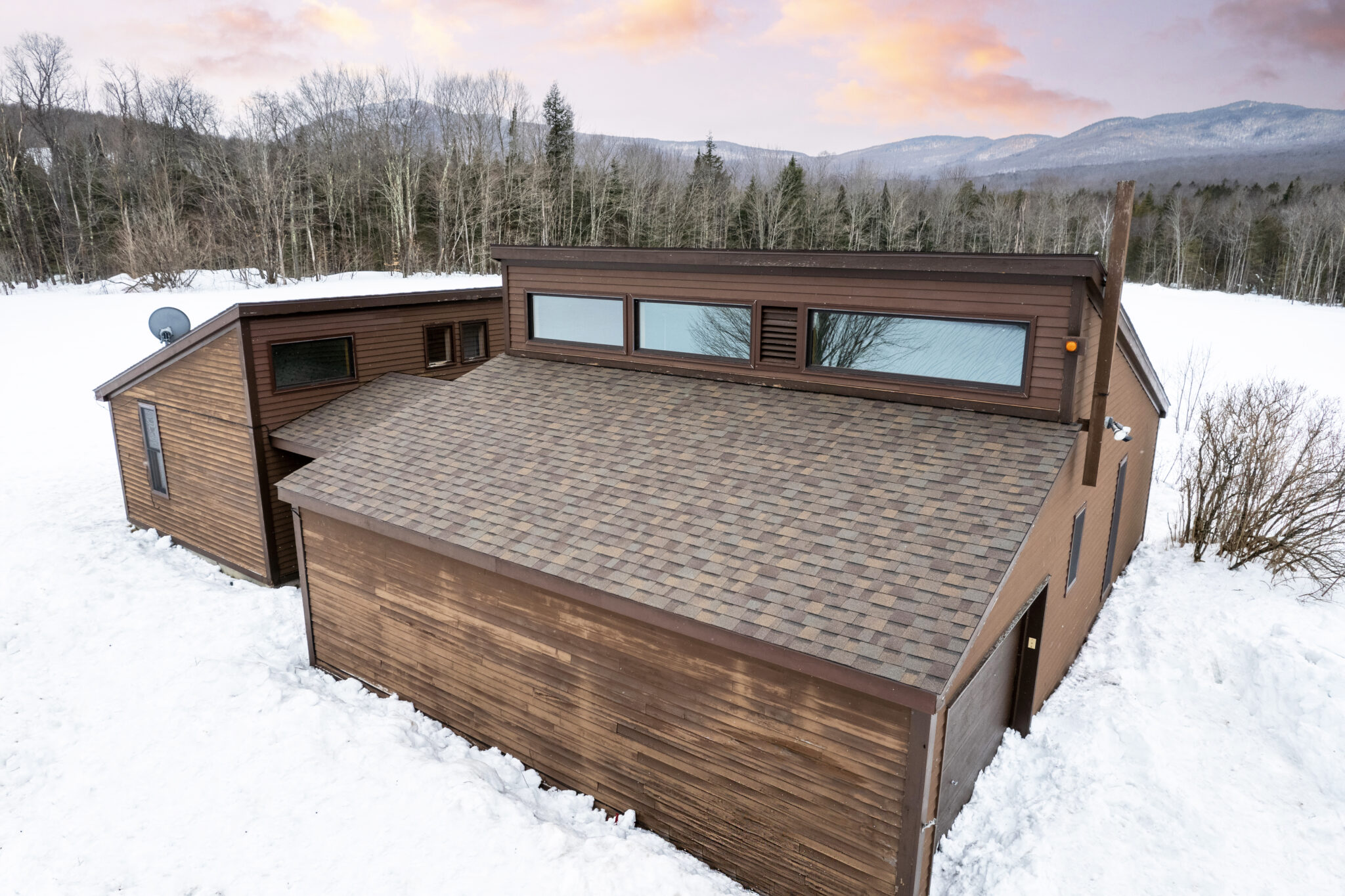 Expert Roofing Contractor in VT | VT Construction Co Roofing Division