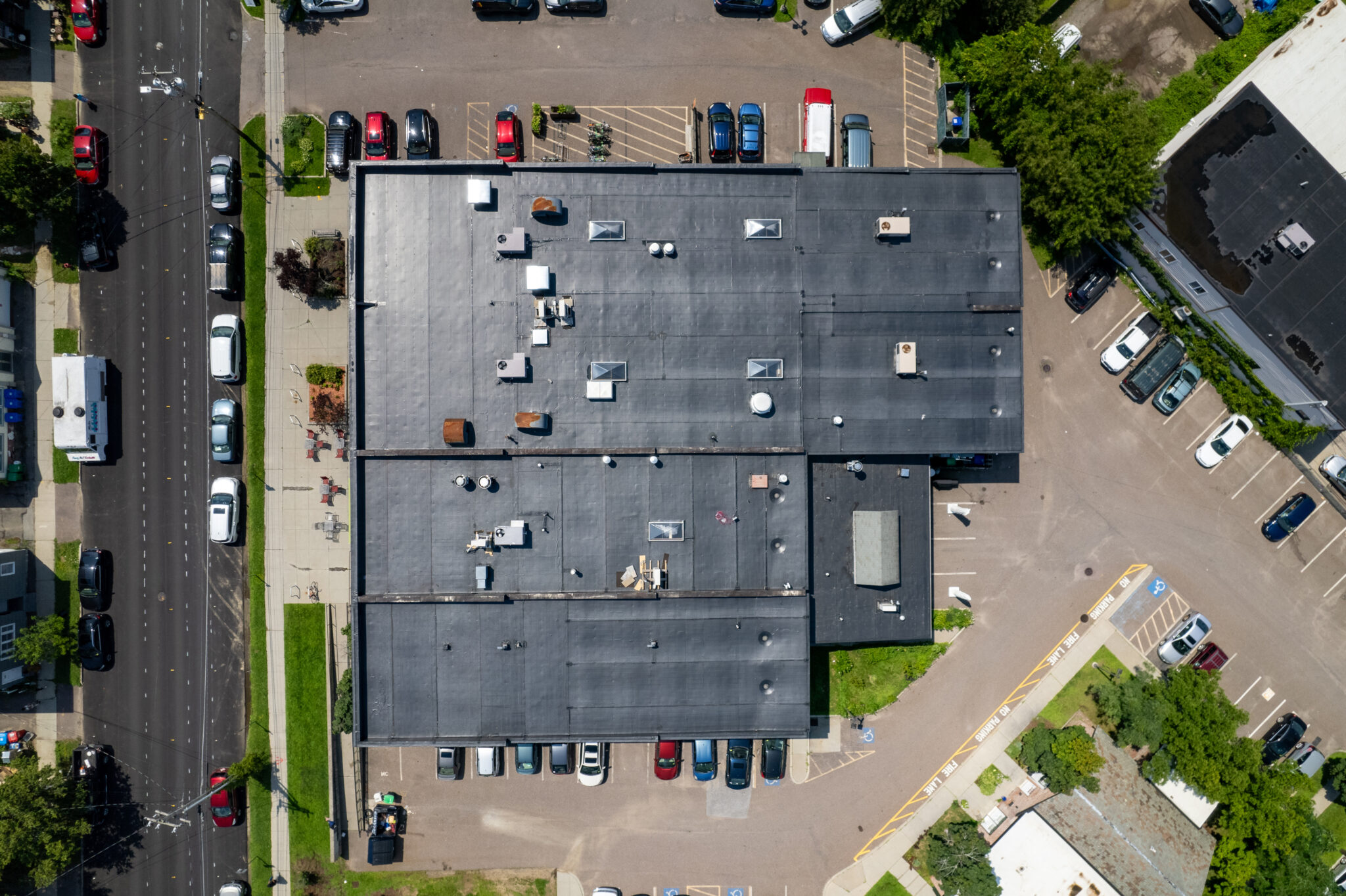 EPDM Rubber Roof – Commercial Building in Burlington, VT | Roofing Division